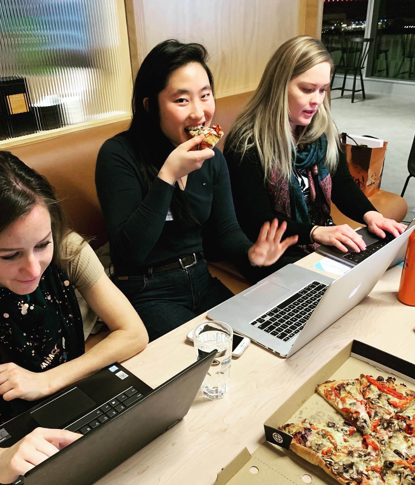 About Us | Women in Digital | Connect, Educate, Empower